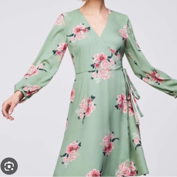 LOFT | Dresses | Loft Green Floral Wrap Dress | Poshmark